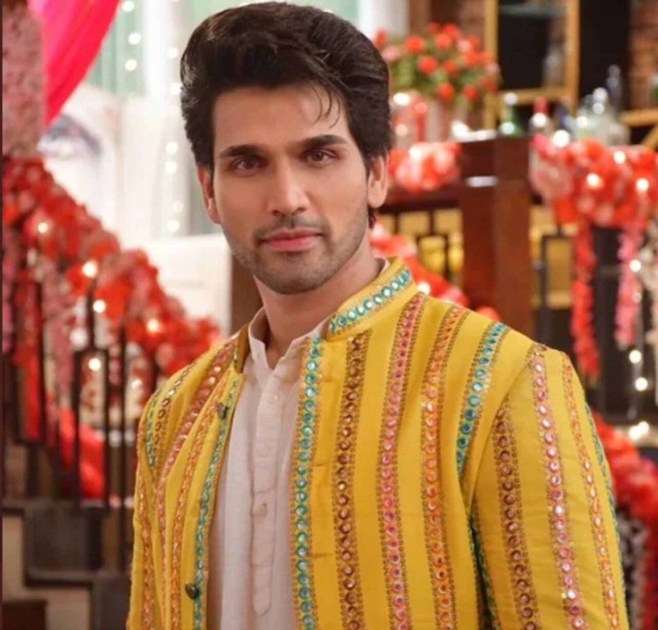 Yeh Hai Chahatein fans angrily protest against Altamash Faraz aka ...