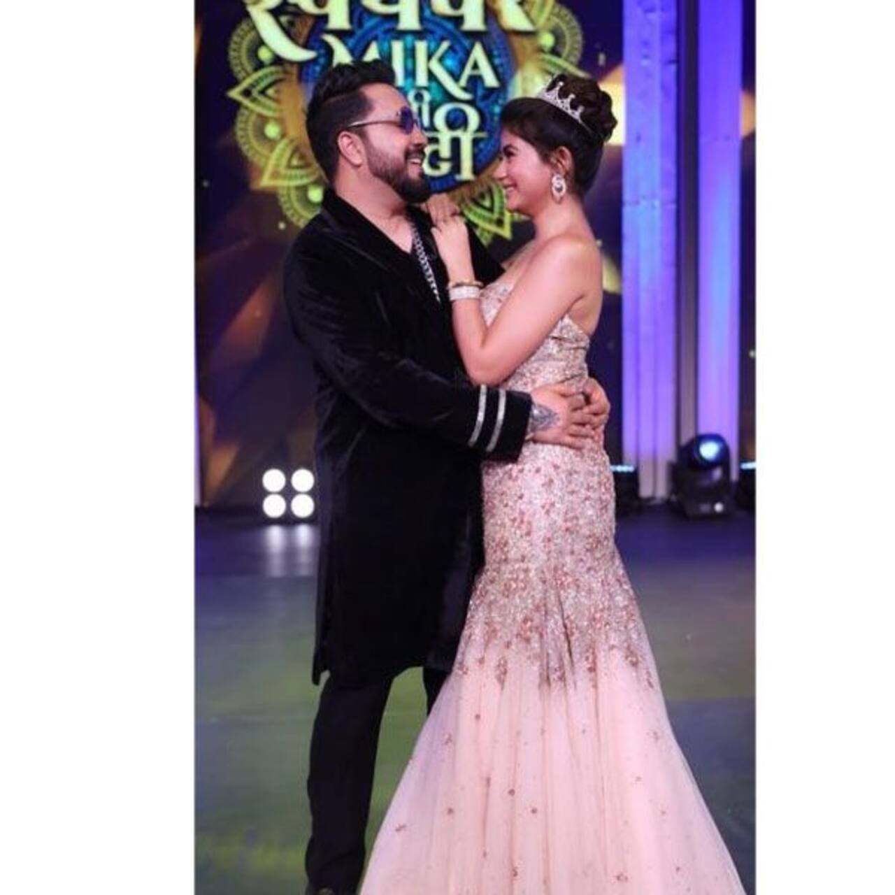 Mika Di Vohti: Has Mika Singh found his ideal one in Prantika Das ...