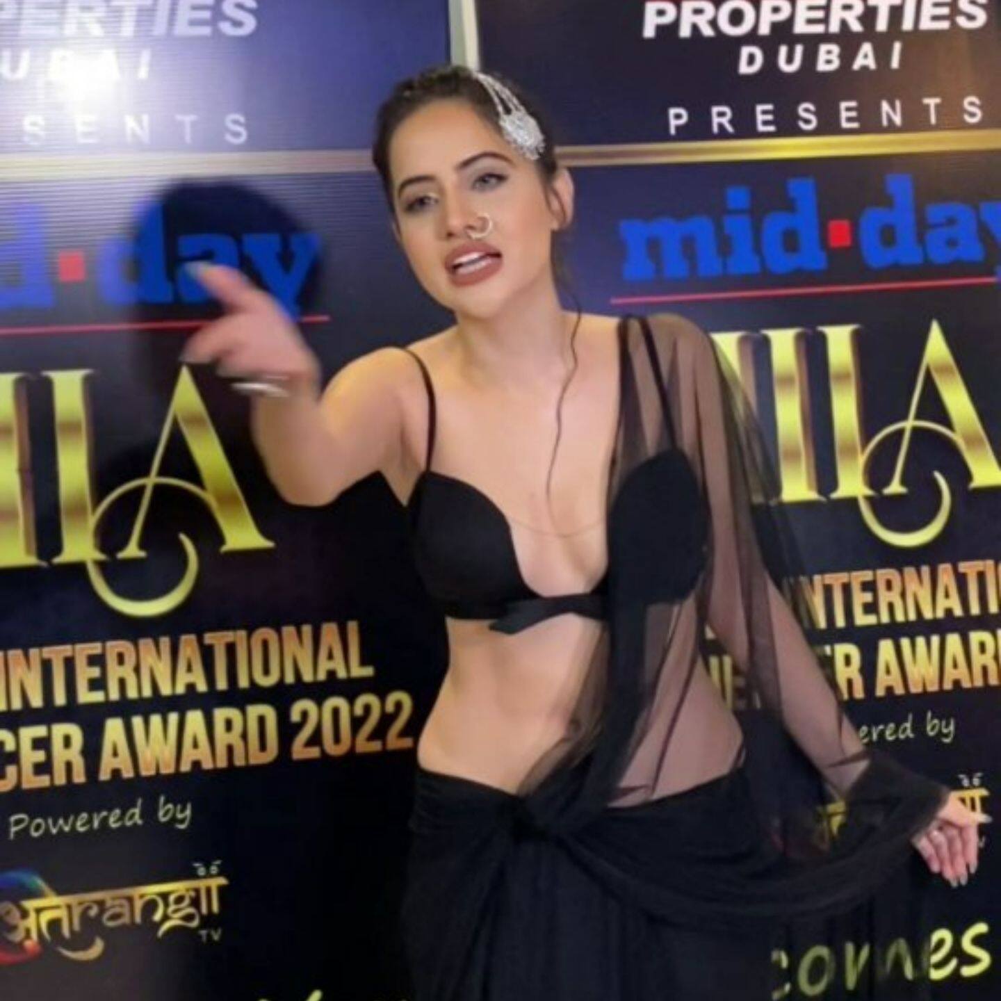 Urfi Javed wore a head-turning dress, people said- 'are mori maiya je ka dekh lao' - उर्फी जावेद ...