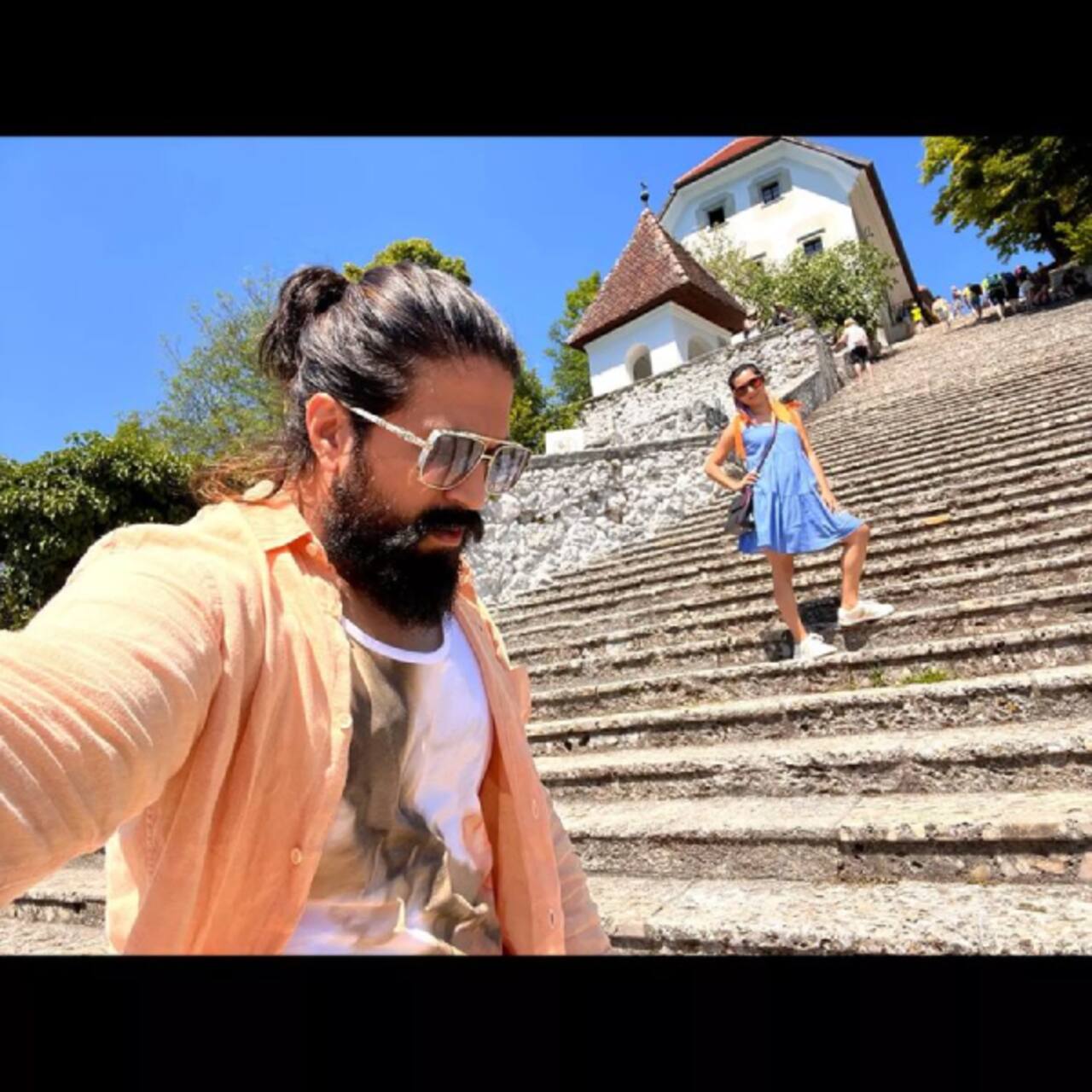 KGF 2 star Yash goes on an EXOTIC vacation with wife Radhika Pandit ...