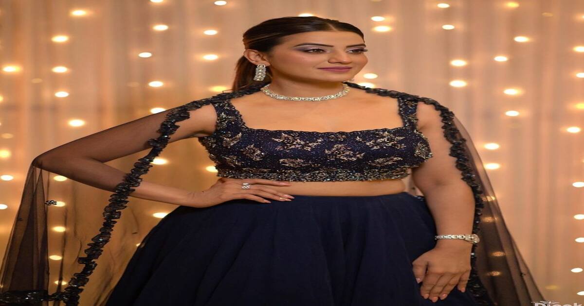 Akshara Singh look very gorgeous in ethnic dress, see her pictures ...