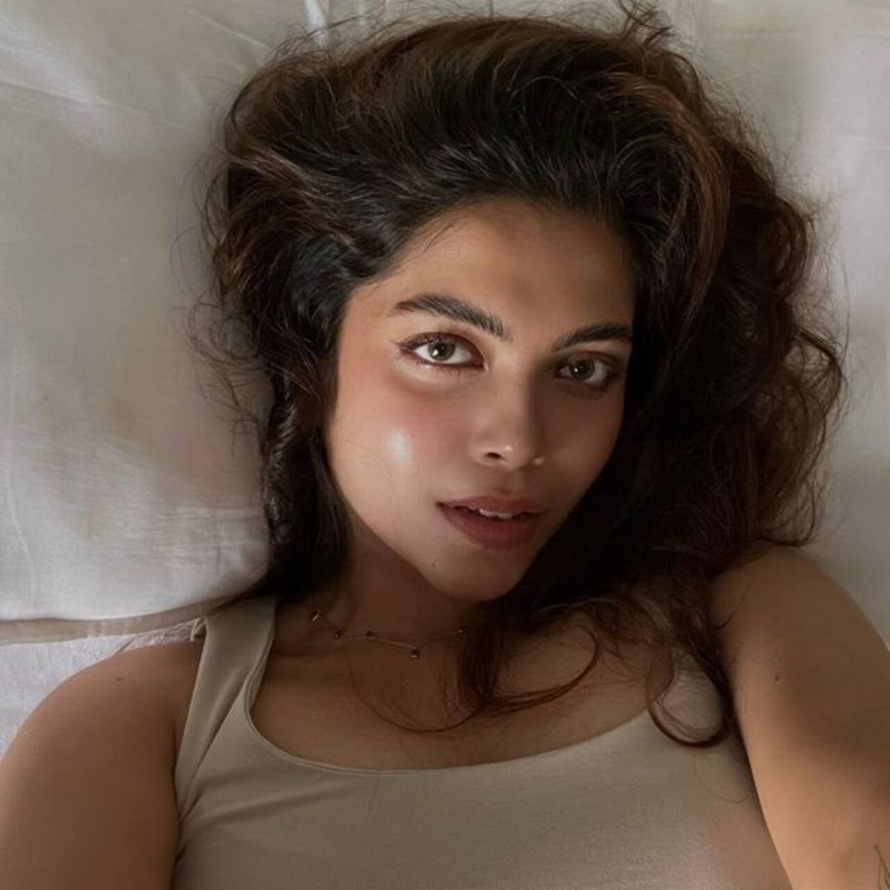 Deepika Padukone's lookalike Rijuta Ghosh Deb leaves the Internet in ...