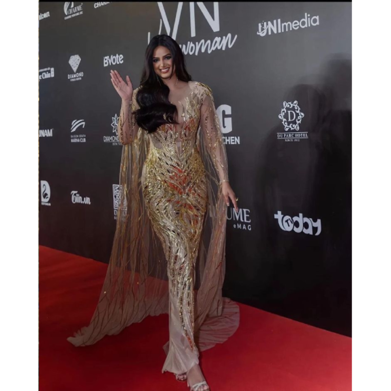 7 pictures of Miss Universe Harnaaz Sandhu in sizzling bodycon dresses ...