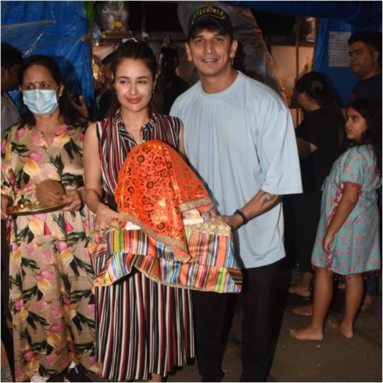 Ganesh Chaturthi 2022: Gurmeet Choudhary, Rahul Vaidya, Isha Koppikar ...
