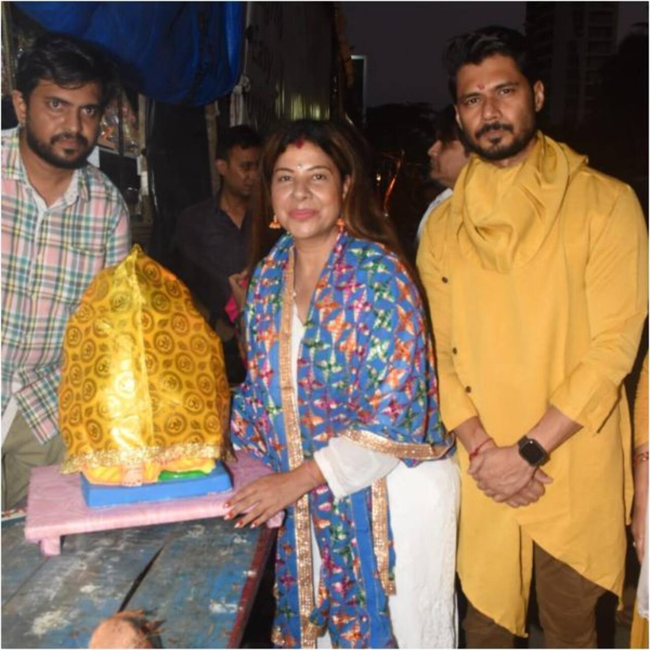 Ganesh Chaturthi 2022: Gurmeet Choudhary, Rahul Vaidya, Isha Koppikar ...