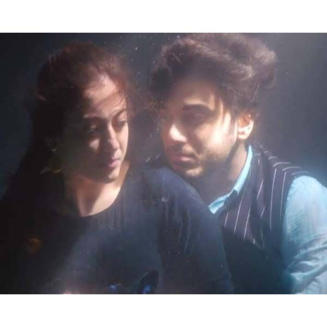 These TV Celebs goes Romantic in Under water for TRP, View Photos ...