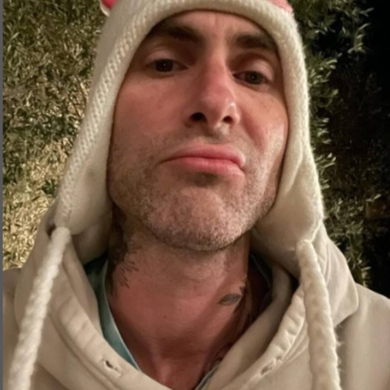 Adam Levine LEAKED flirtatious texts to naming child after mistress ...