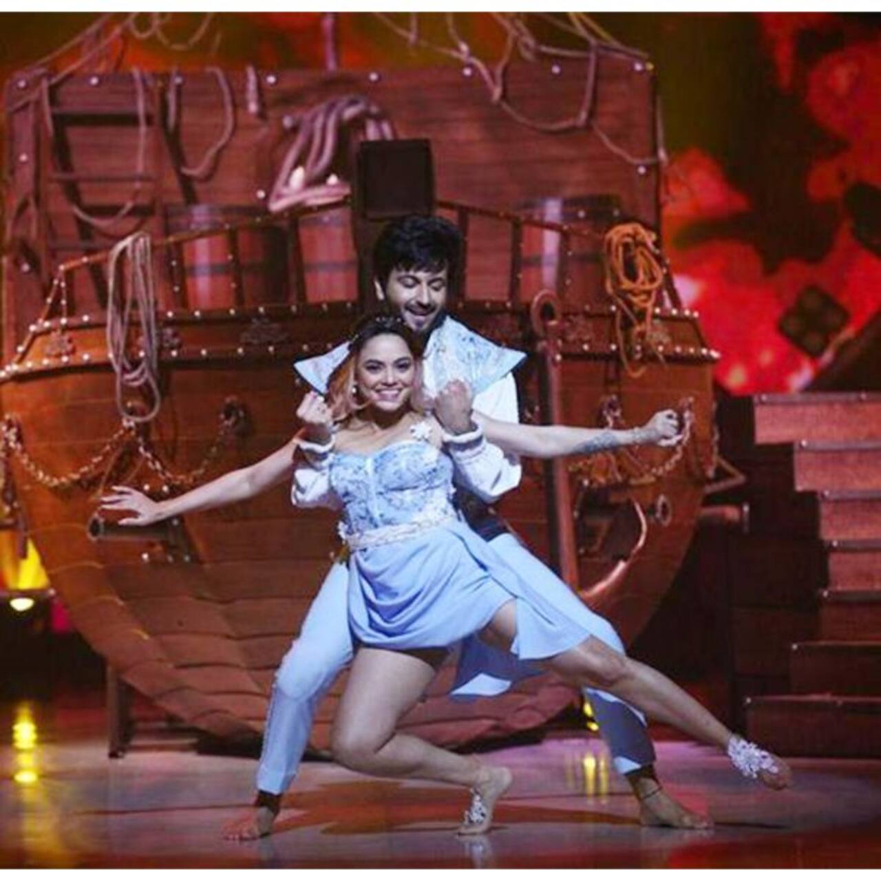 Jhalak Dikhhla Jaa 10: Nia Sharma, Dheeraj Dhoopar, Niti Taylor and ...