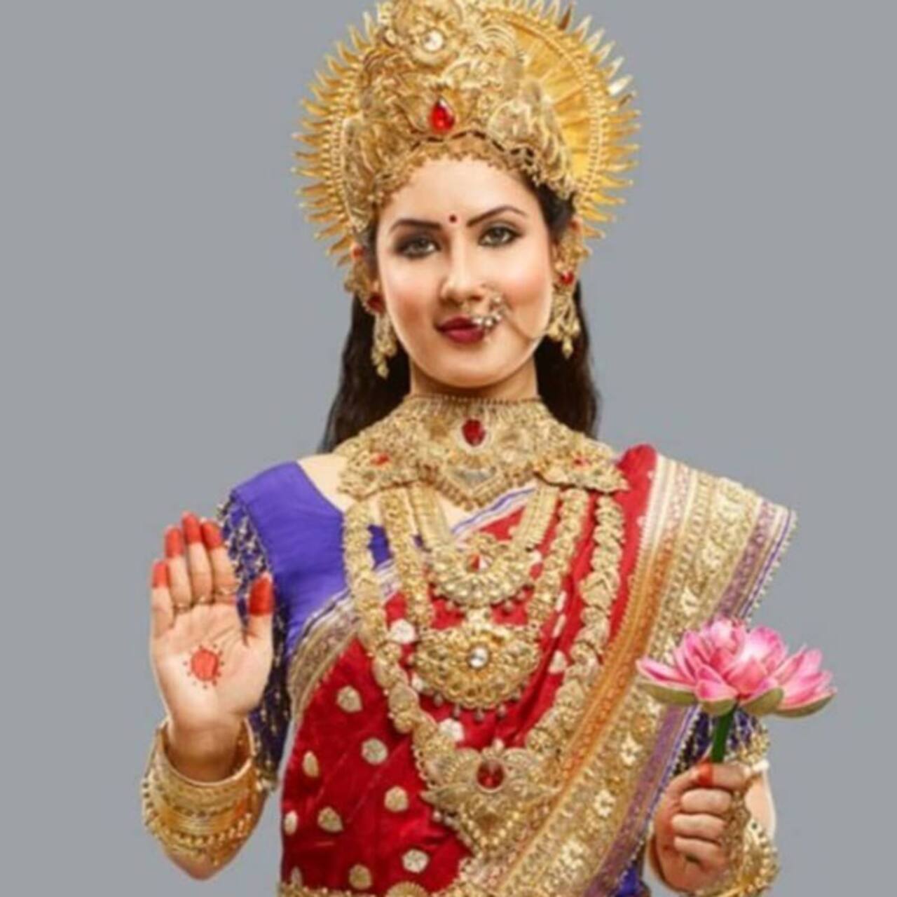 Navratri 2022: Mouni Roy as Sati, Debina Bonnerjee as Sita, Pooja B ...