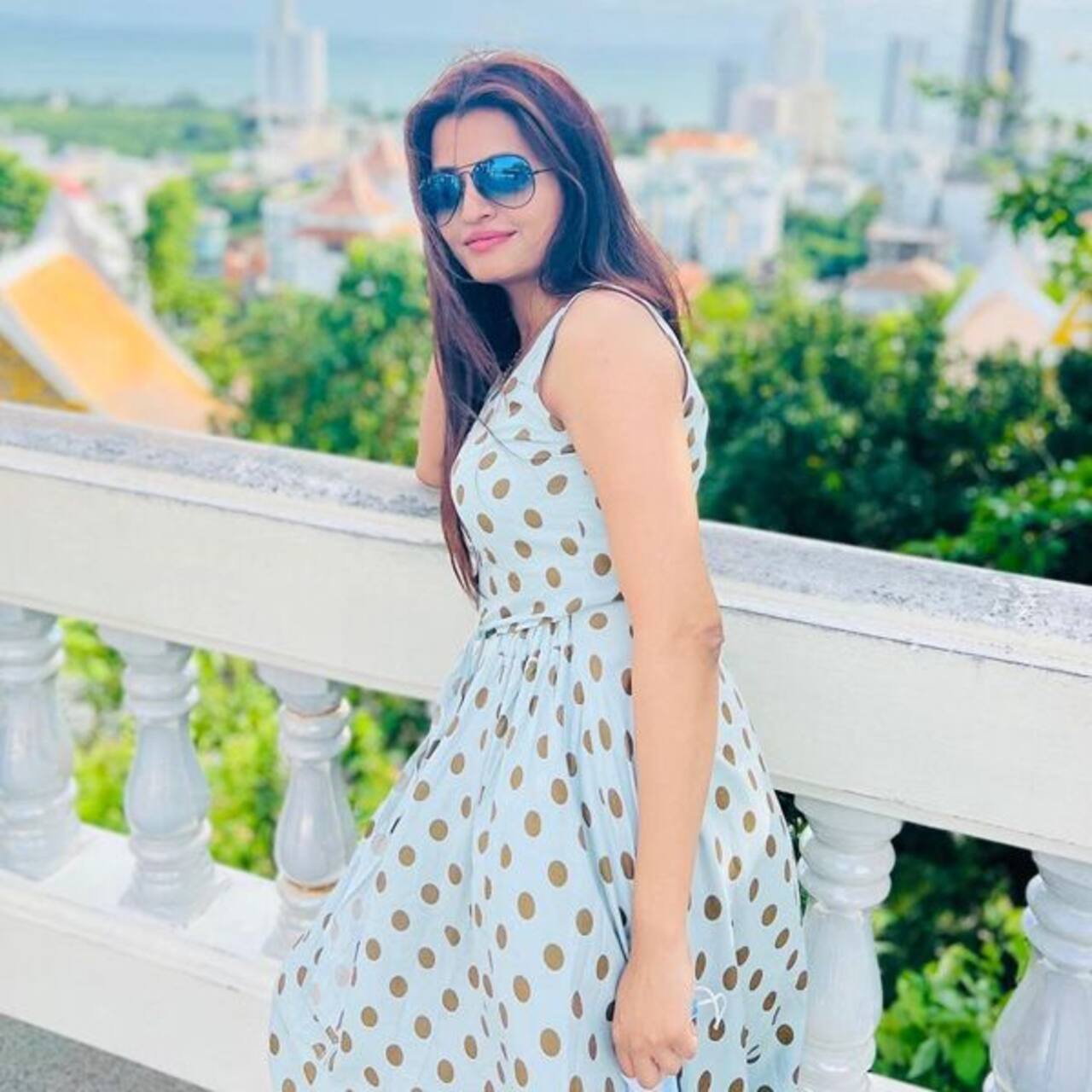 Aishwarya Rai Bachchan Lookalike Aashita Rathore Photos Viral On ...