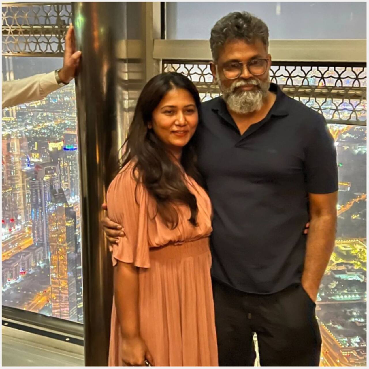 South Movie Pushpa 2 director Sukumar wife Thabitha Bandreddi is simple and sober: 'श्रीवल्ली ...