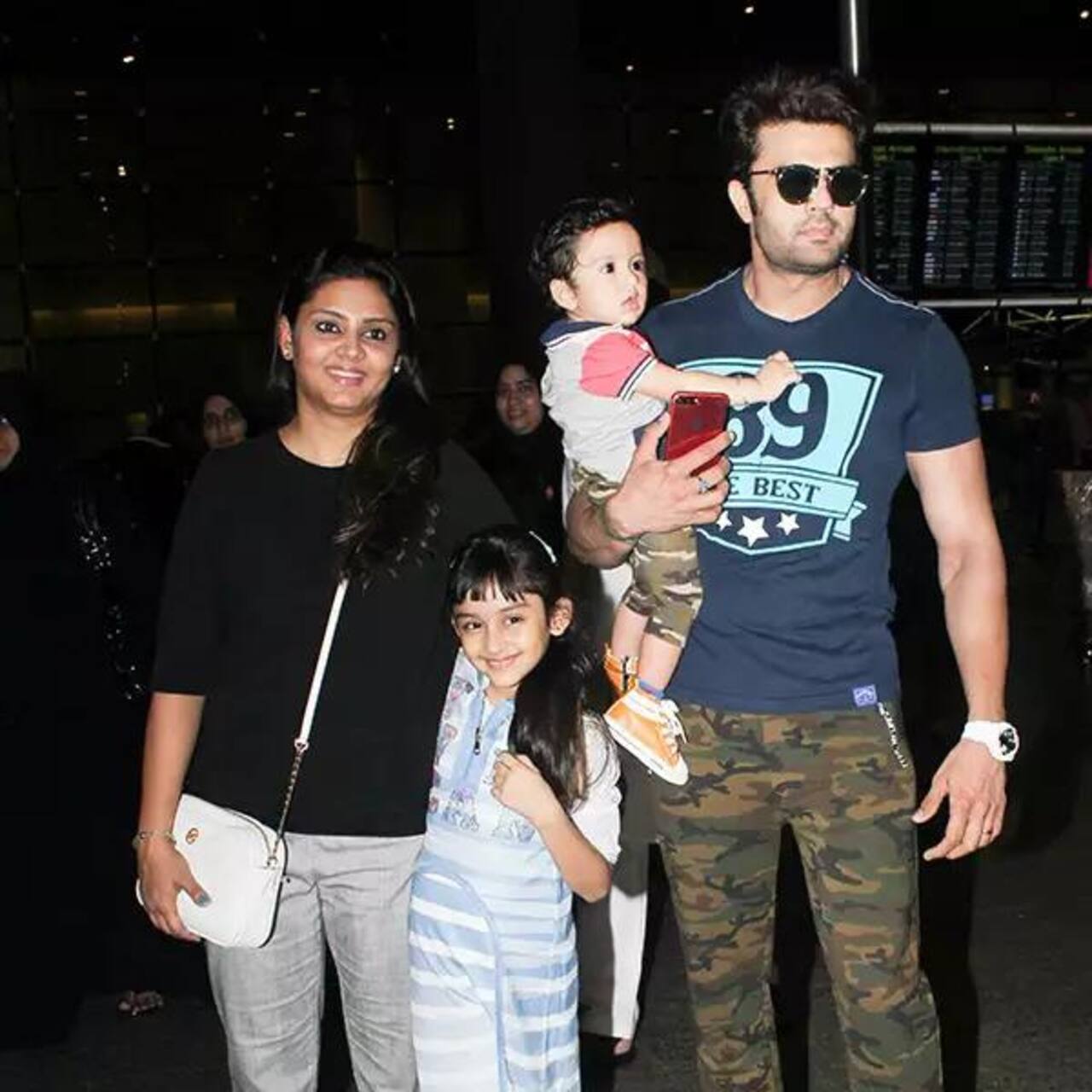 Seeing the photo of Maniesh Paul daughter Saisha Paul, people's mind ...