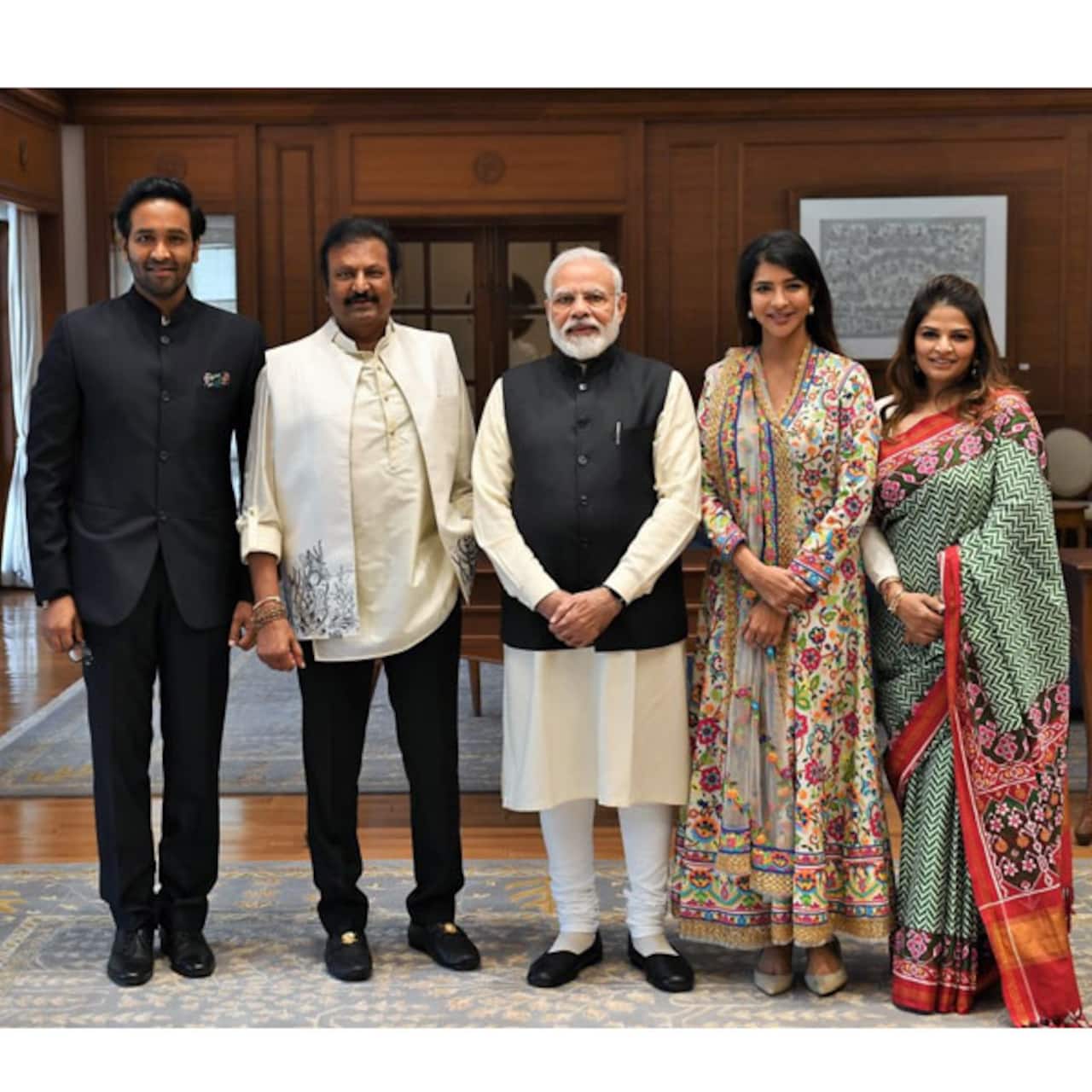 PM Narendra Modi birthday special: Shah Rukh Khan, Akshay Kumar ...