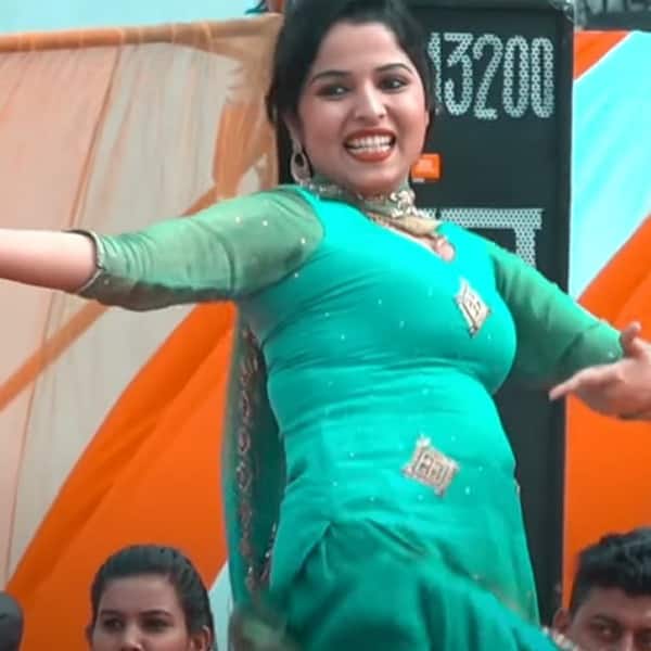 Haryanvi dancer Muskan Baby hot dance video is going viral on internet ...