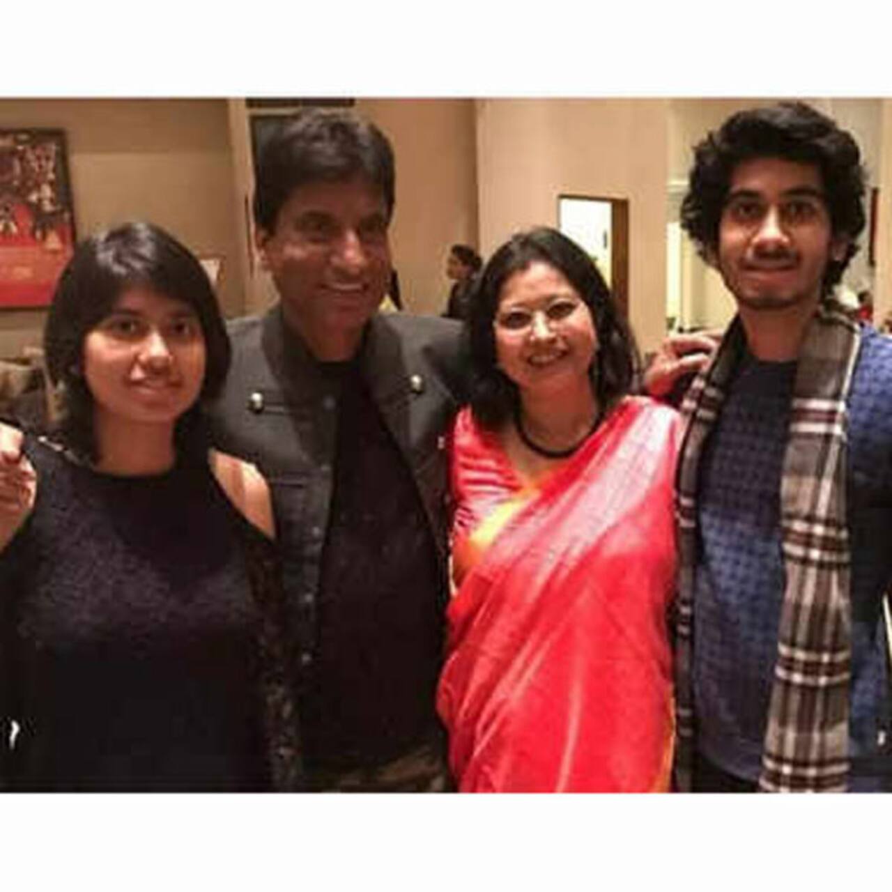 Raju Srivastava: King of comedy's unseen pictures with family proves he ...