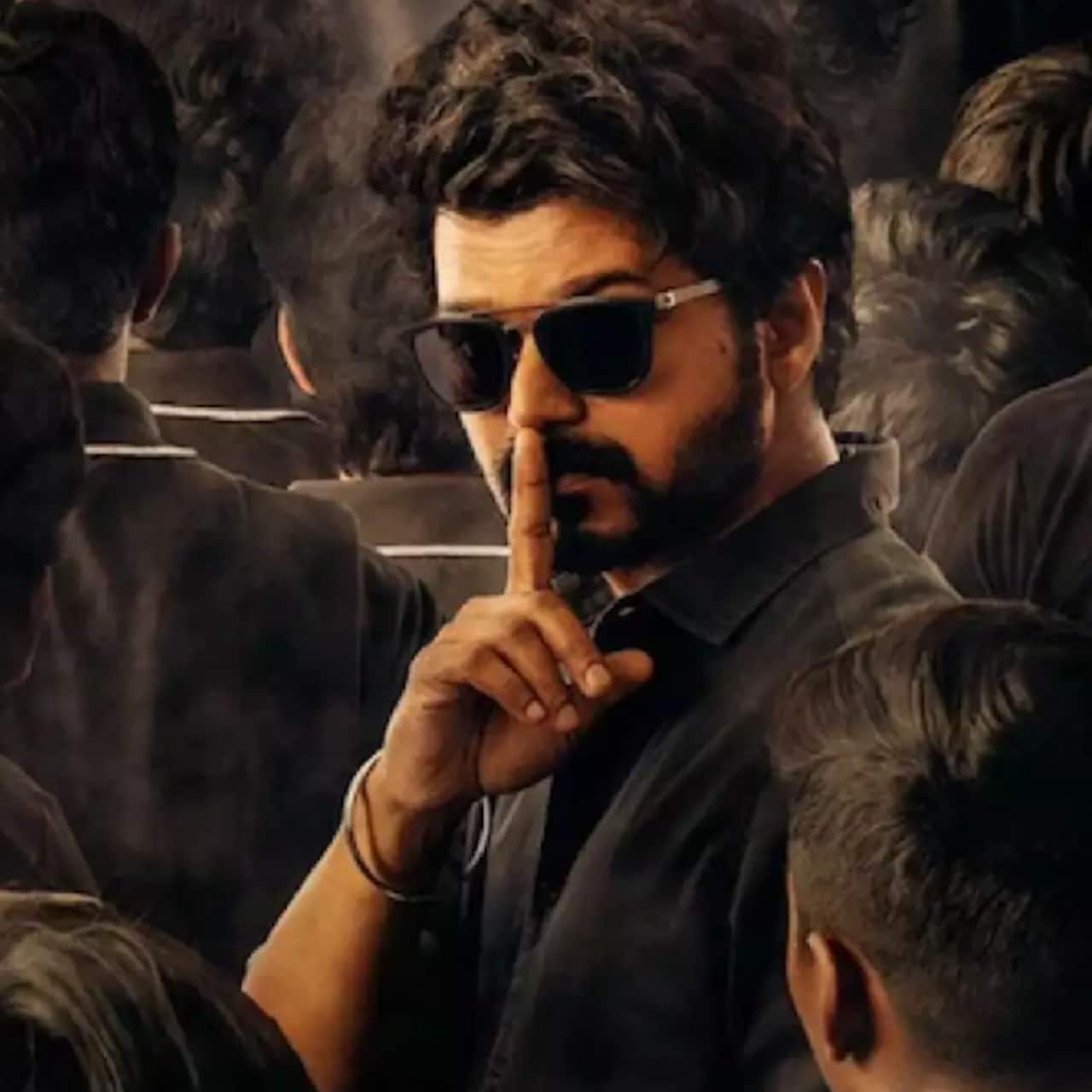 Akshay Kumar only Bollywood star in Top 10 Most Popular Male Actor list ...