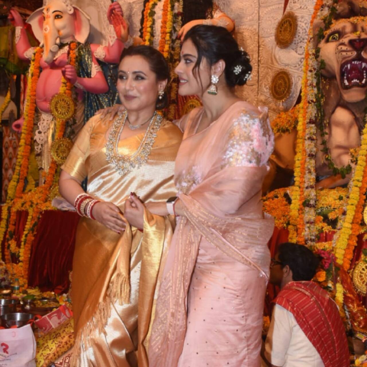 Ranbir Kapoor To Rani Mukerji These Bollywood Celebs Attend Kajol Durga Puja Pandal Photos Viral