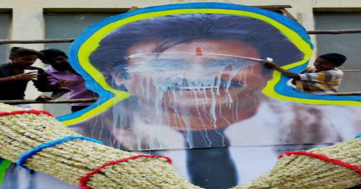 Top 10 crazy things fans did for their favourite celebs