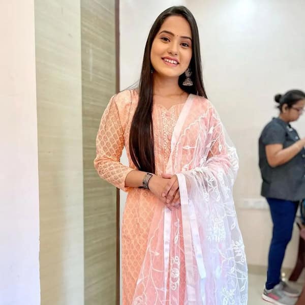 Indian Idol 13 contestant Bidipta Chakraborty gets film offers even ...
