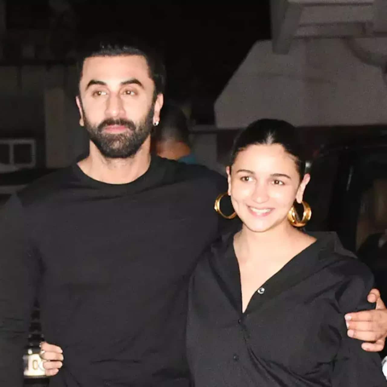 Alia Bhatt-Ranbir Kapoor's Krishnaraj to Shah Rukh Khan's Mannat: Names ...