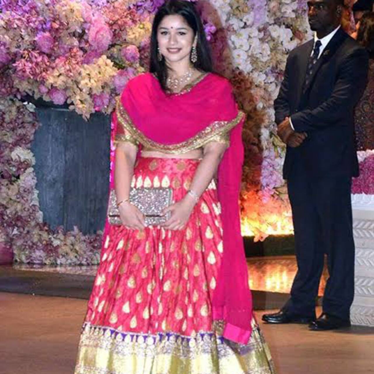 Sachin Tendulkar's daughter Sara Tendulkar looks like a pretty new ...
