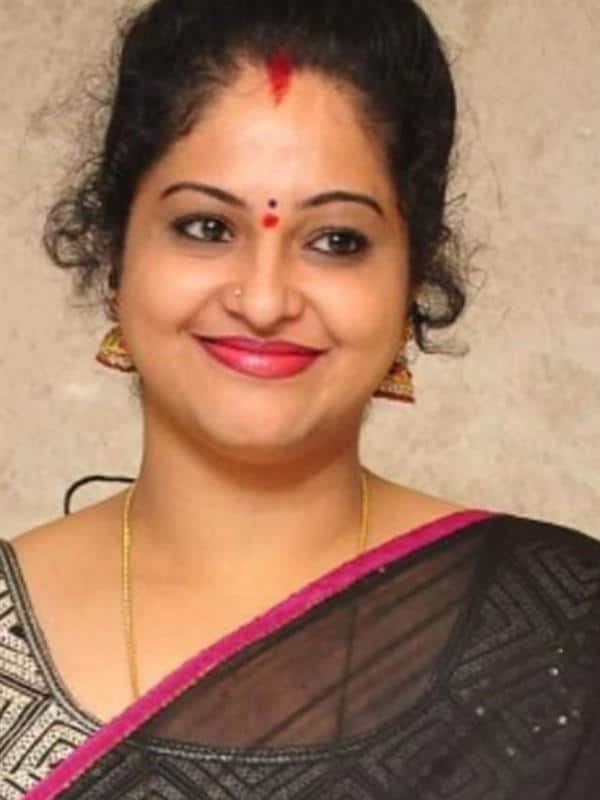 సెకండ్ ఇన్నింగ్స్ లో మదర్ క్యారెక్టర్స్ లో అలరిస్తున్న ఒకప్పటి స్టార్ హీరోయిన్స్