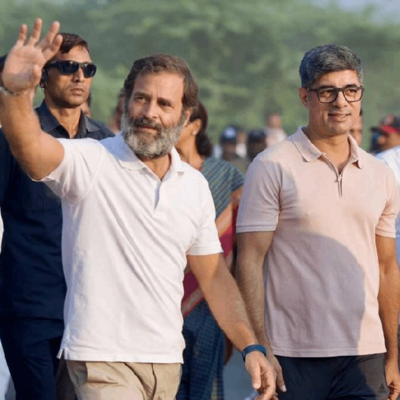 Bharat Jodo Yatra: Pooja Bhatt to Rashami Desai — Celebs who joined ...