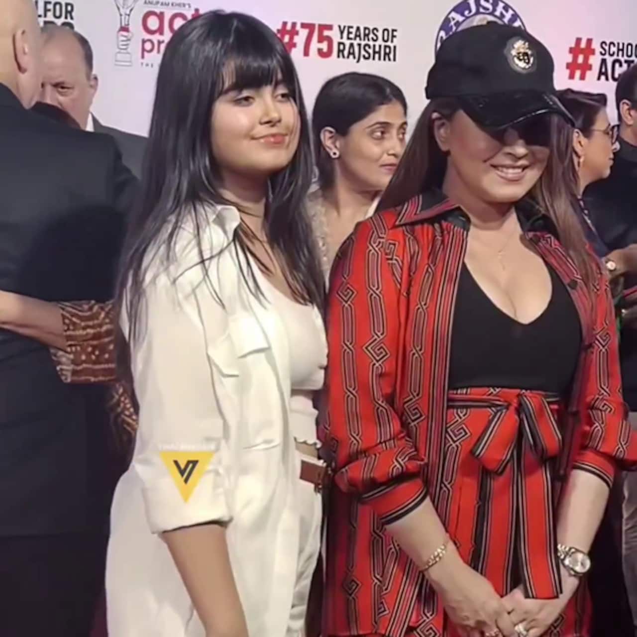 Mahima Chaudhry’s daughter Ariana Mukherji grabs eyeballs with her ...