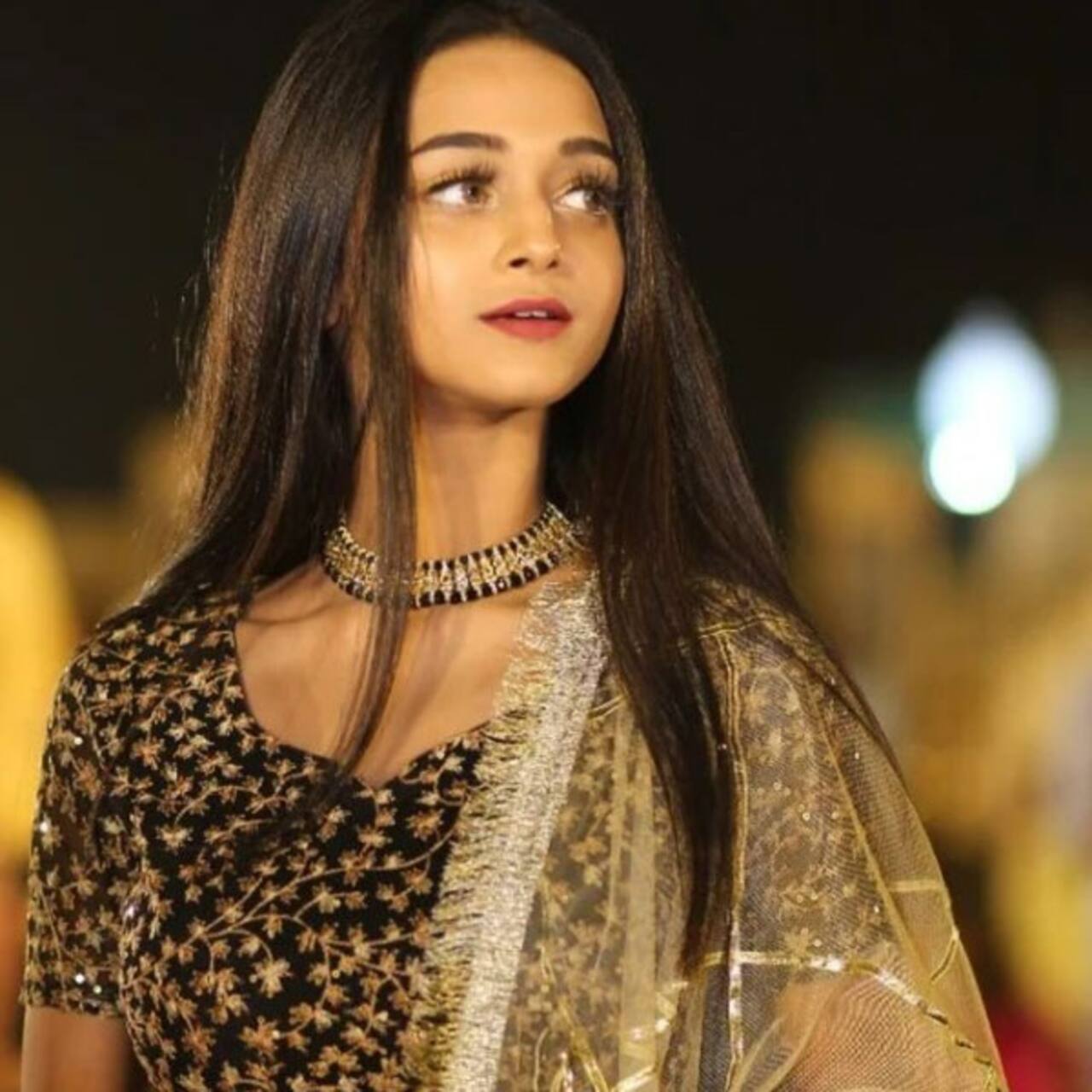 mera dil ye pukare girl ayesha to dhinchaak pooja these people famous ...