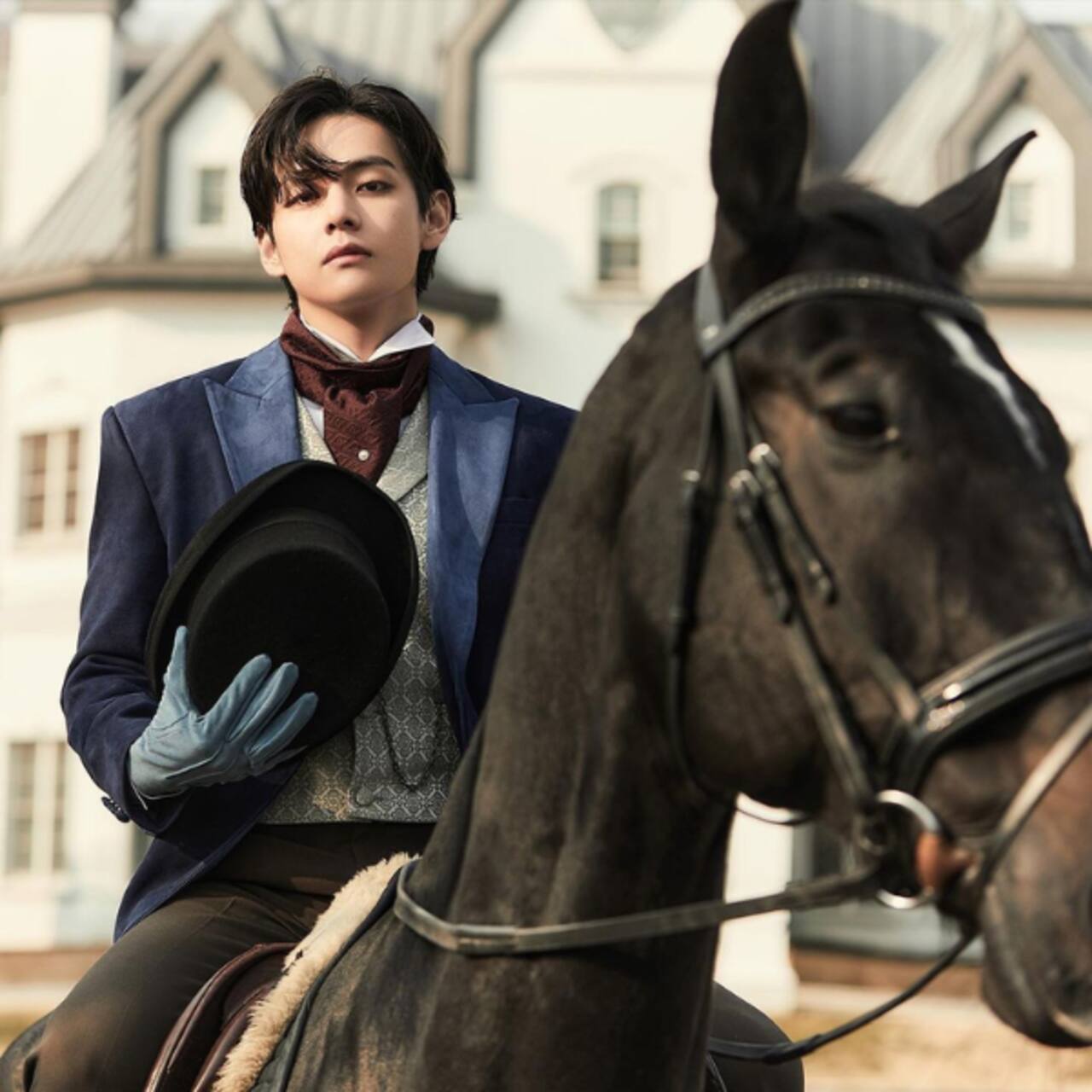 BTS: Kim Taehyung aka V makes ARMYs swoon with his 'veautiful days ...