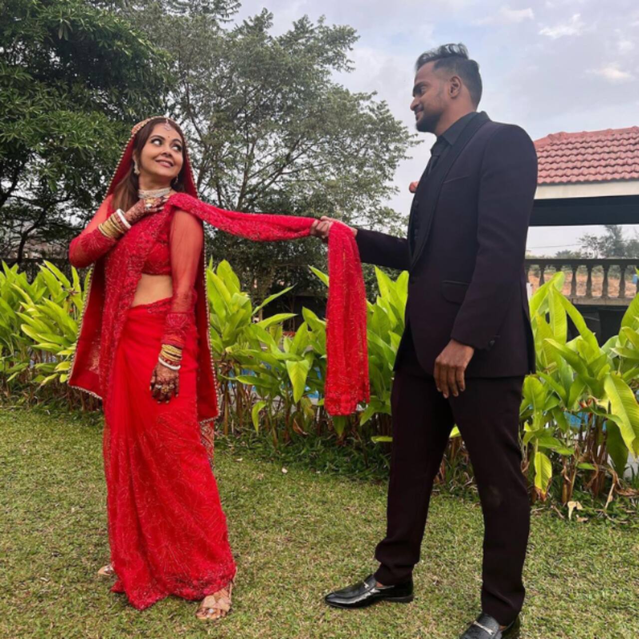 Devoleena Bhattacharjee marries Shanawaz Shaikh: A look at Saath ...