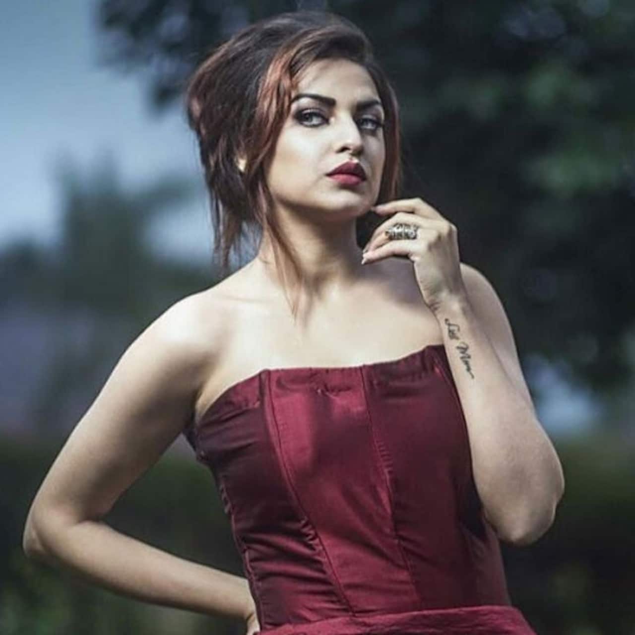 Bigg Boss 16 Himanshi Khurana To Arhaan Khan These Contestants Suffered From Depression And