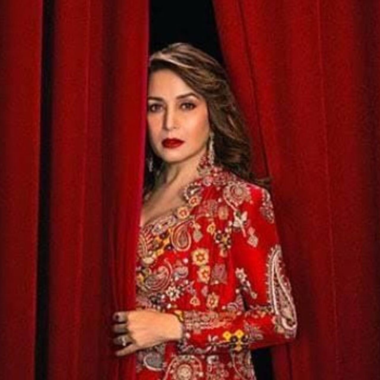 Year Ender 2022: Bollywood A-lister actors who have impressed with their performances on OTT