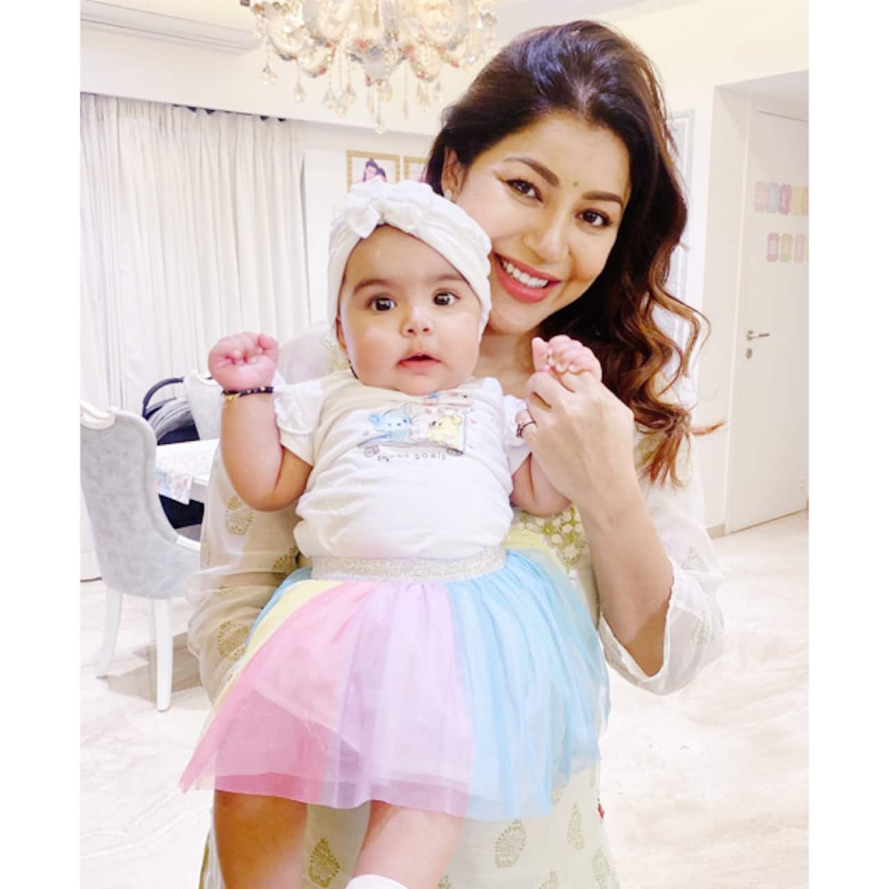 Debina Bonnerjee Shares First Picture With Her Two Daughters Talks
