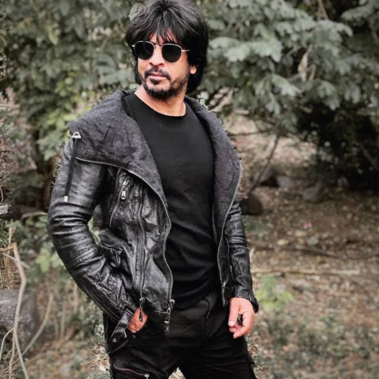 Shah Rukh Khan lookalike Ibrahim qadri : शाहरुख खान के हमशक्ल इब्राहिम कादरी, देखें फोटो और वीडियो