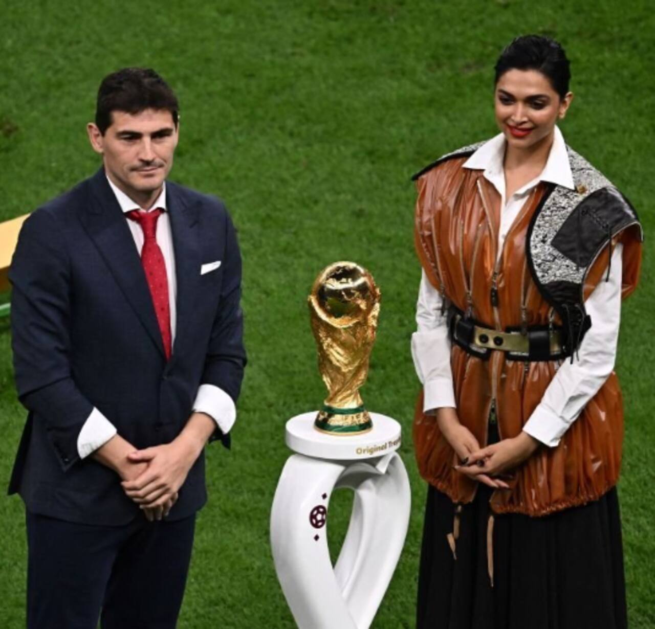 FIFA World Cup 2022: Deepika Padukone fans mighty upset with stylist ...