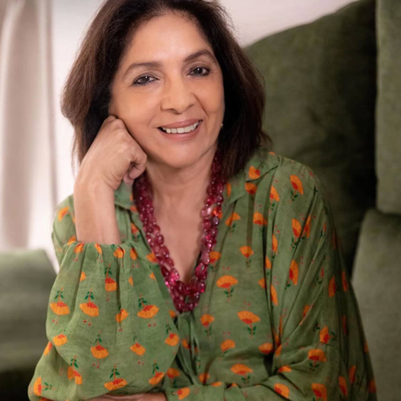 Ameesha Patel Wins Gold Medal In Education Priety zinta research on ...