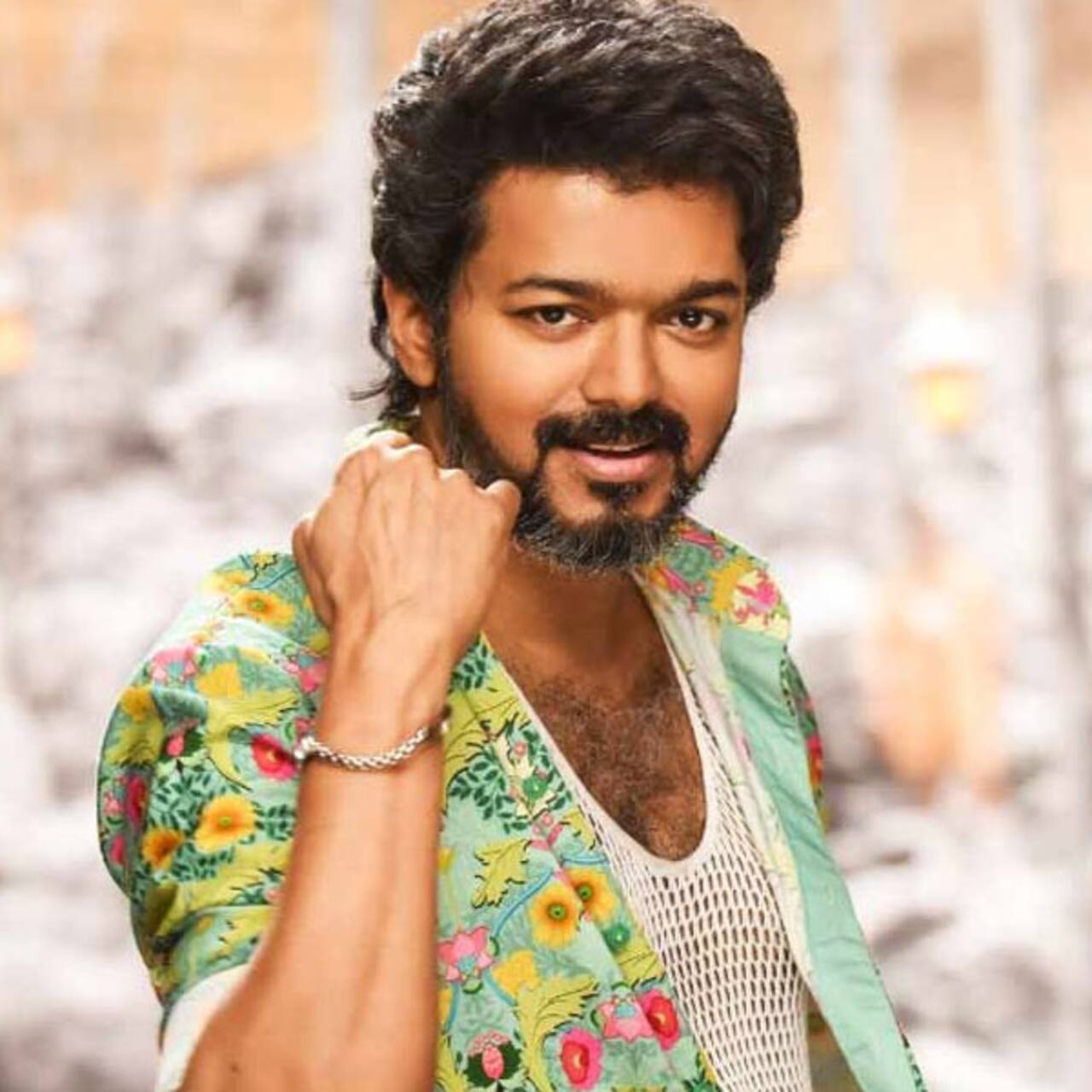 Shah Rukh Khan Is On Last Number in ormax media most popular actor male ...