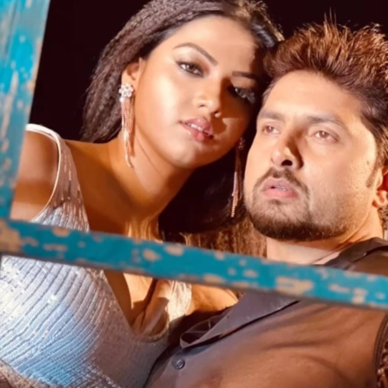 Vikraant Singh and Raksha Gupta romantic video is going viral on ...