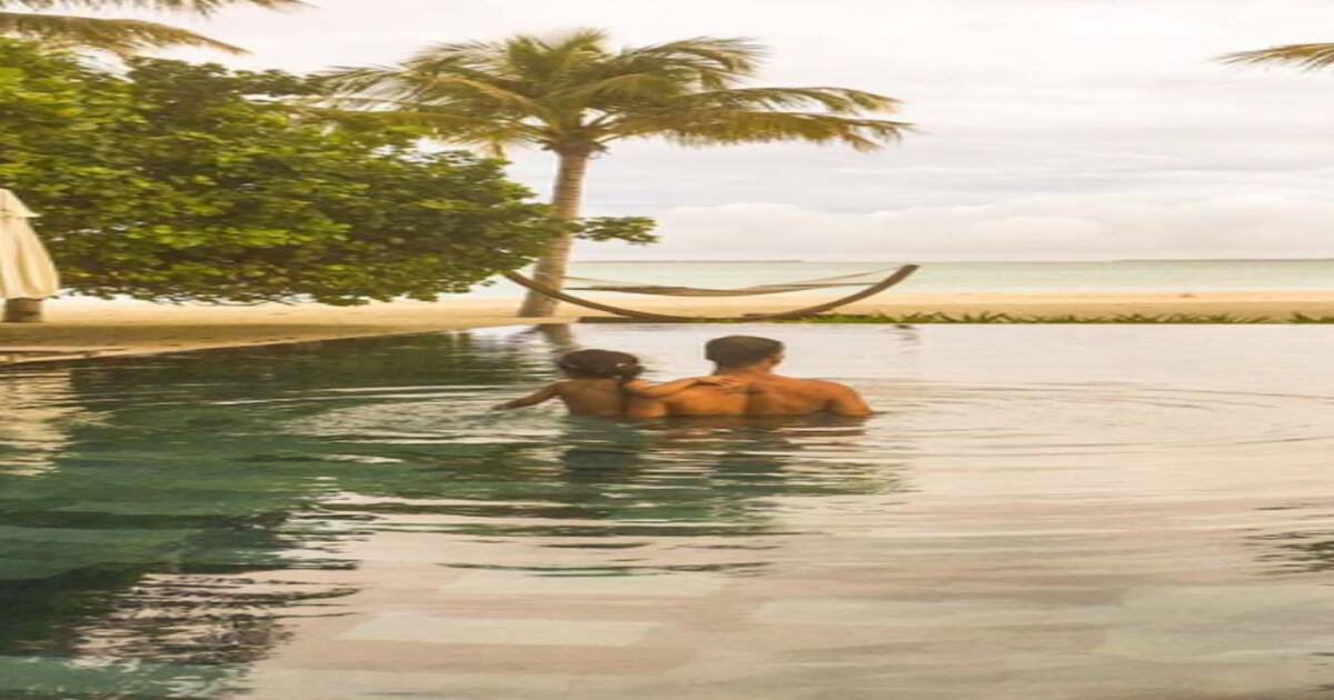 Akshay Kumar to Priyanka Chopra: Bollywood actors who own vacation ...