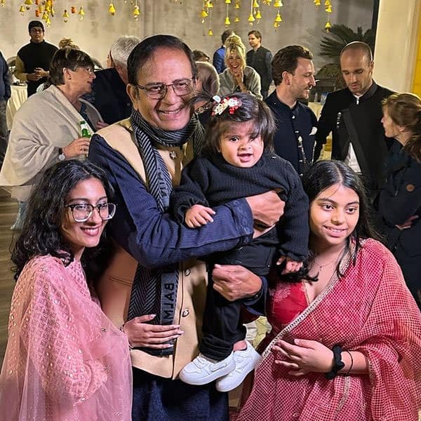 Charu Asopa, Rajeev Sen and Ziana reunite to attend family wedding in ...