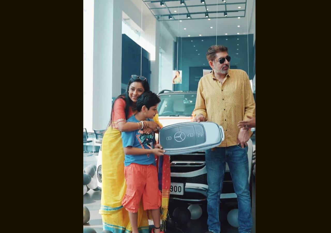 Anupamaa actress Rupali Ganguly buys swanky Mercedes; a look at popular ...