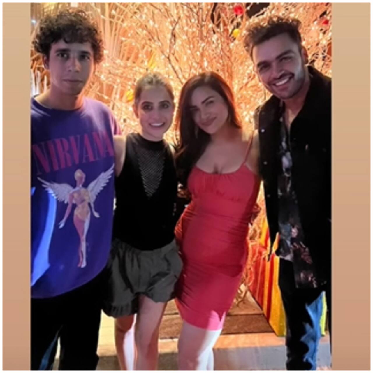 Urfi Javed shares photos with friends from new year bash, Netizens find ...