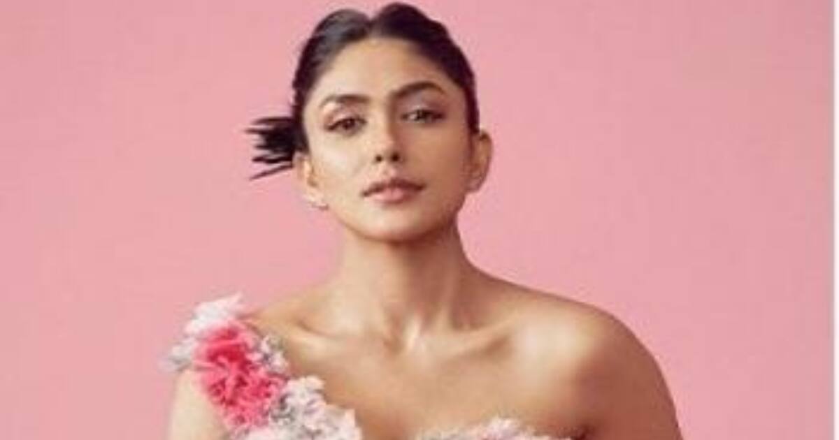 Mrunal Thakur's top 10 fitness secrets