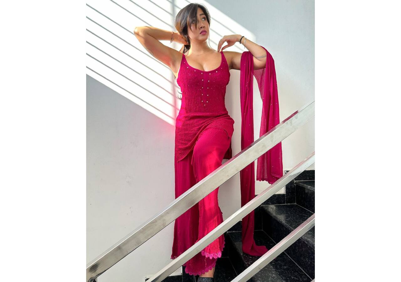 sofia ansari looks bold and sexy in latest photoshoot see pics - Sofia ...
