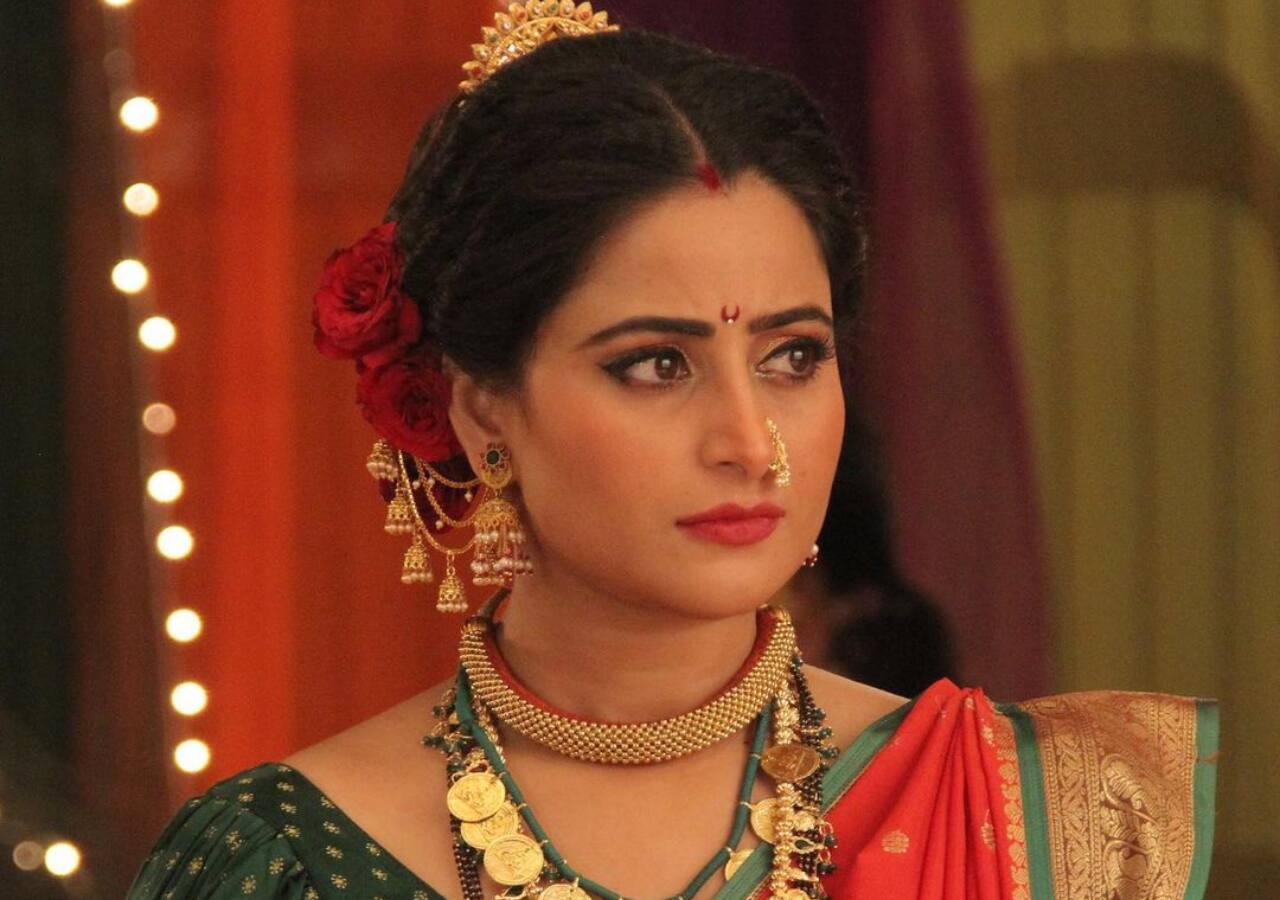 Gum Hai Kisi Ke Pyar Mein: Aishwarya Sharma Marathi girl Look photos ...