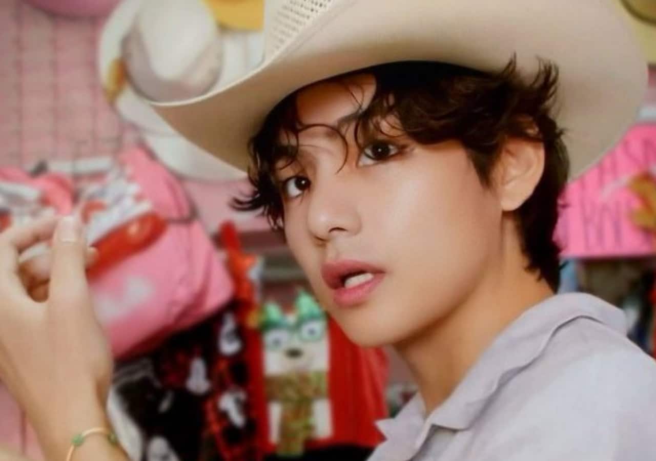 BTS: 'Most Handsome Chef V' trends on Twitter with full force as ARMY ...