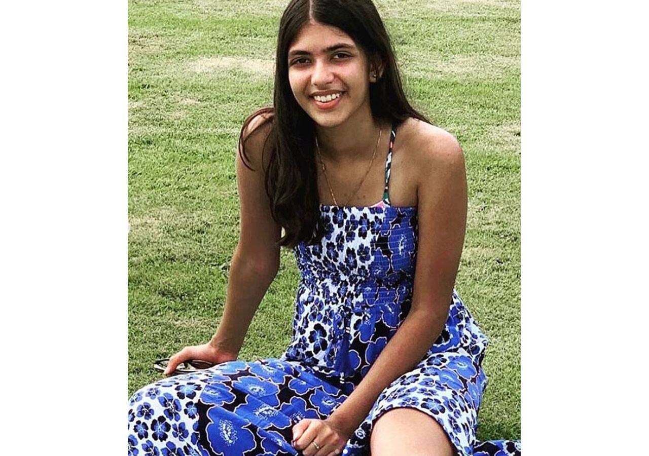 Karisma Kapoor’s daughter Samaria turns 18, looks like a stunner just ...