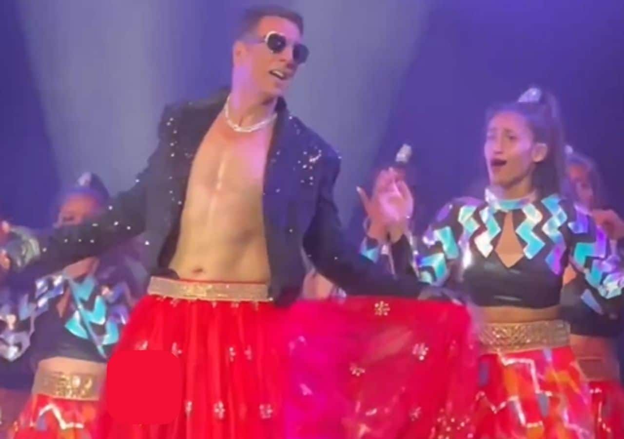 Akshay Kumar dance video viral as he wear Ghagra : अक्षय कुमार घाघरा ...