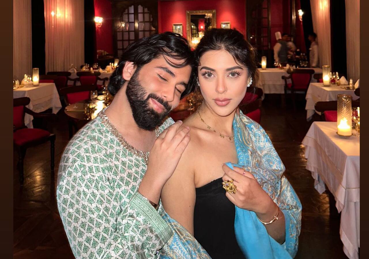 ajay devgn and kajol daughter nysa devgan enjoying camel ride with best ...